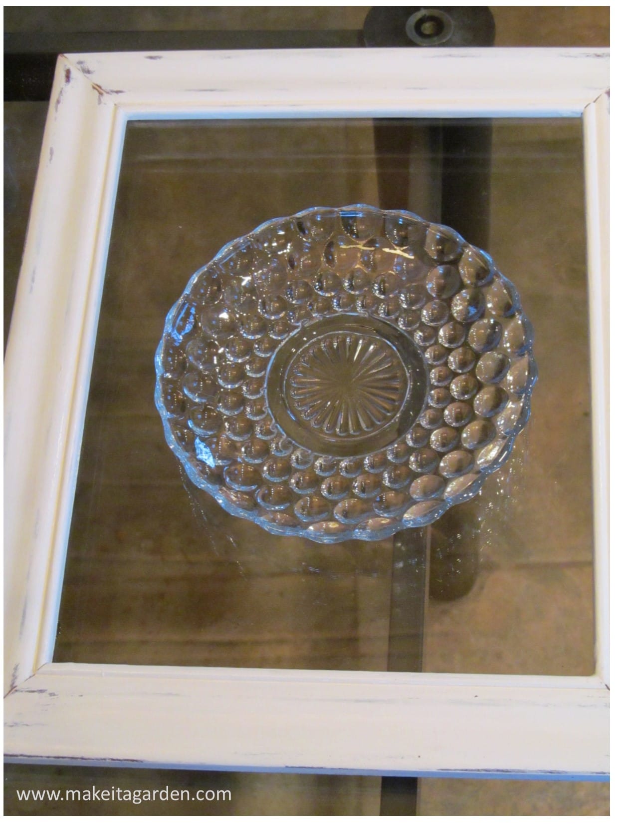 Easy Picture Frame Glass Art, no special tools needed | Make it a Garden